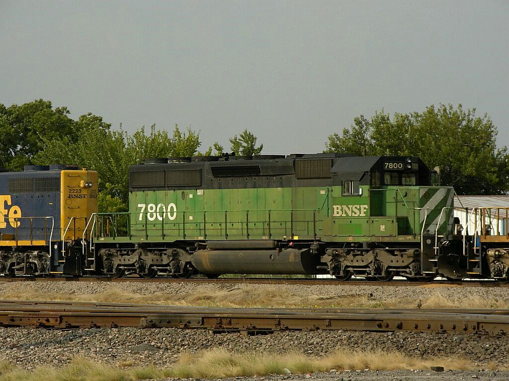 BNSF 7800